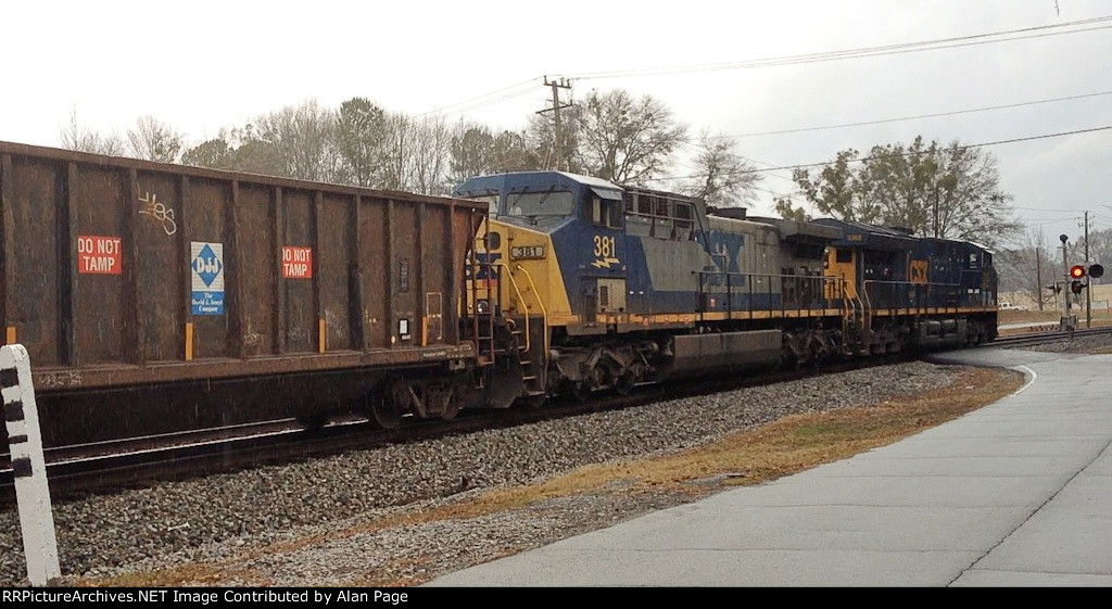 CSX ET44AH 3368 and AC44CW 381